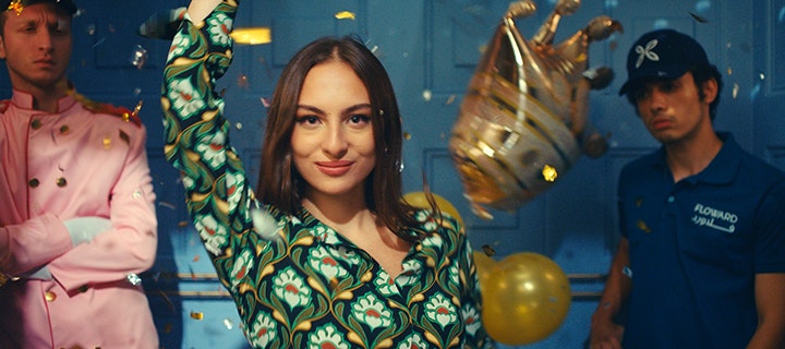 Online Flowers & Gifts Delivery in UK | Floward | Same-Day Flowers Delivery