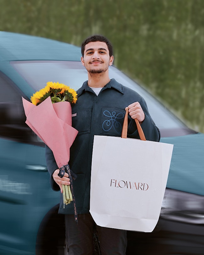 Online Flowers & Gifts Delivery in Qatar | Floward | Same-Day Flowers Delivery