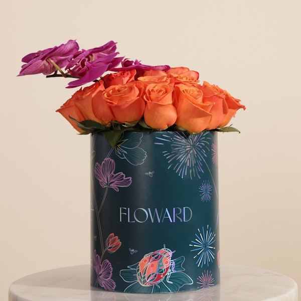 Buy and send New Year's Golden New Beginnings Flower Box | 30 Flowers ...