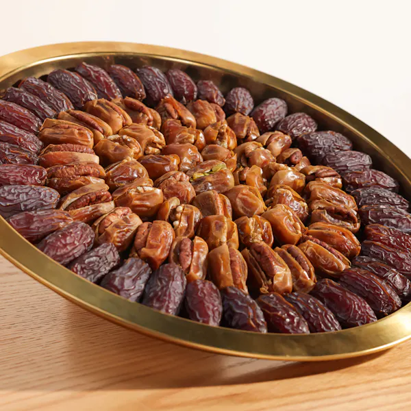 Buy and send Nuts and More Mix Dates Ramadan Niqsa Gold Tray gift ...