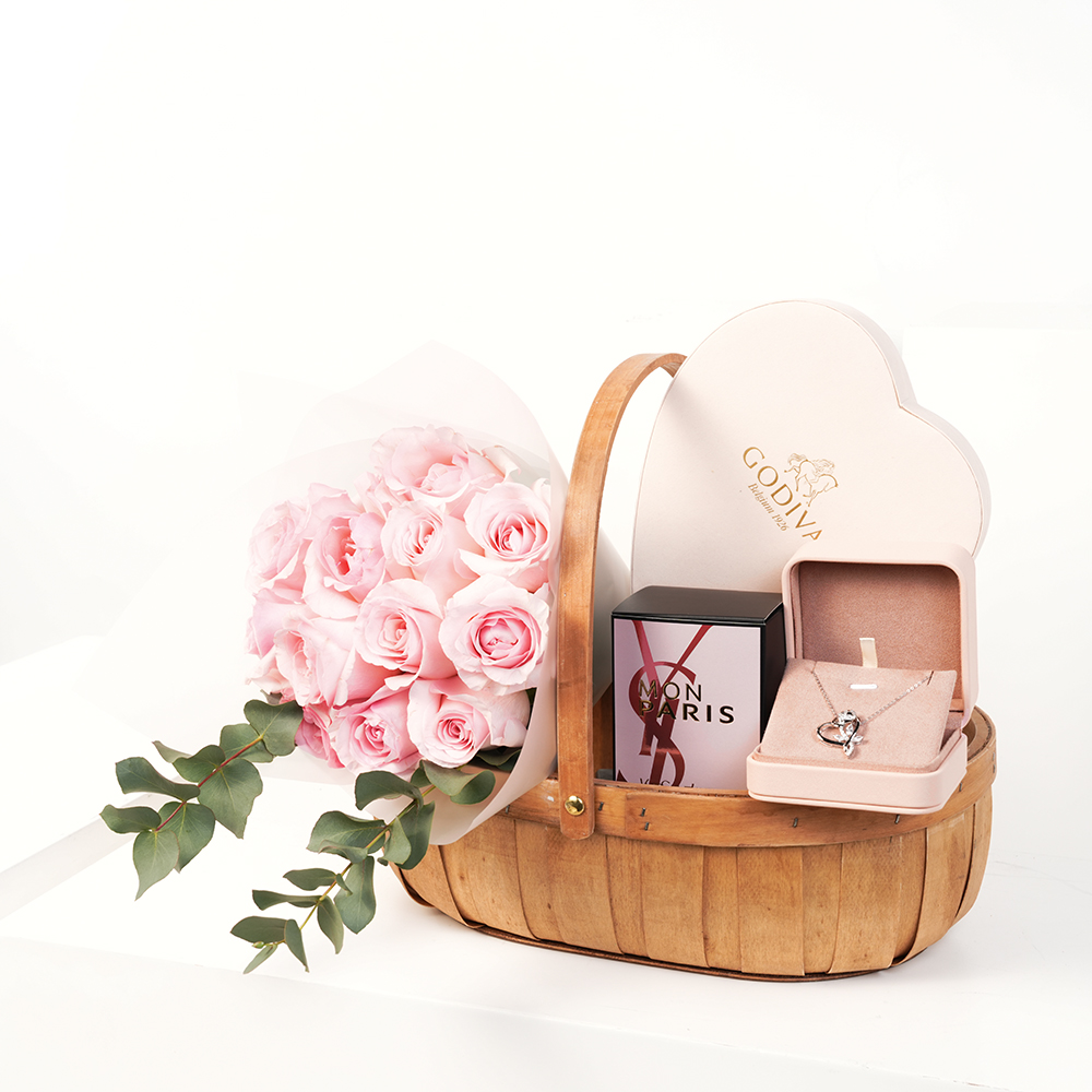 Online Flowers & Gifts Delivery in Qatar | Floward | Same-Day Flowers ...