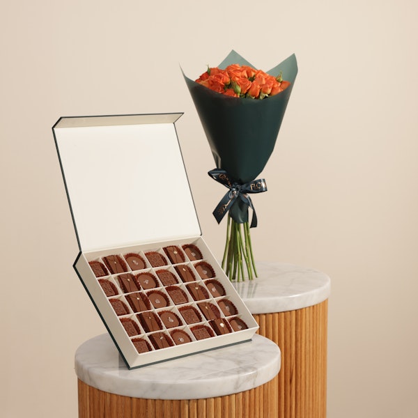 Buy and send Floward Premium Chocolate Box | Cheerful Rose Bouquet gift ...