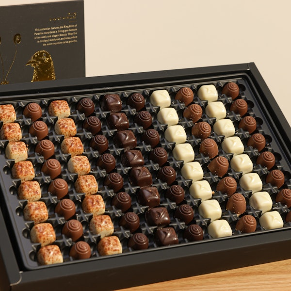Buy and send Anoosh Petite Chocolate Box gift Online in Riyadh ...