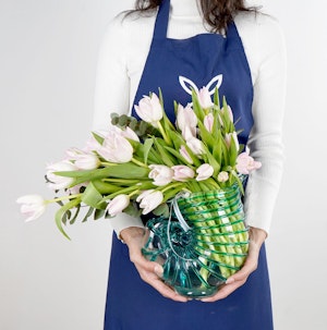 Buy and send Floral Wave Vase gift Online in Medina | Floward Medina